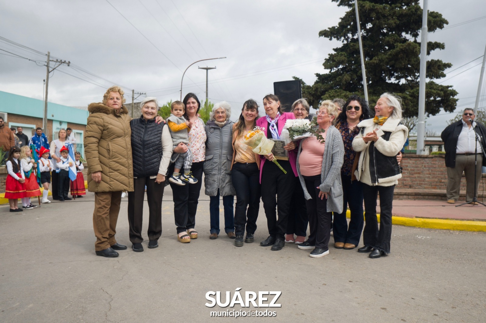 Distinguen a dos vecinos por su compromiso, solidaridad y colaboración ...